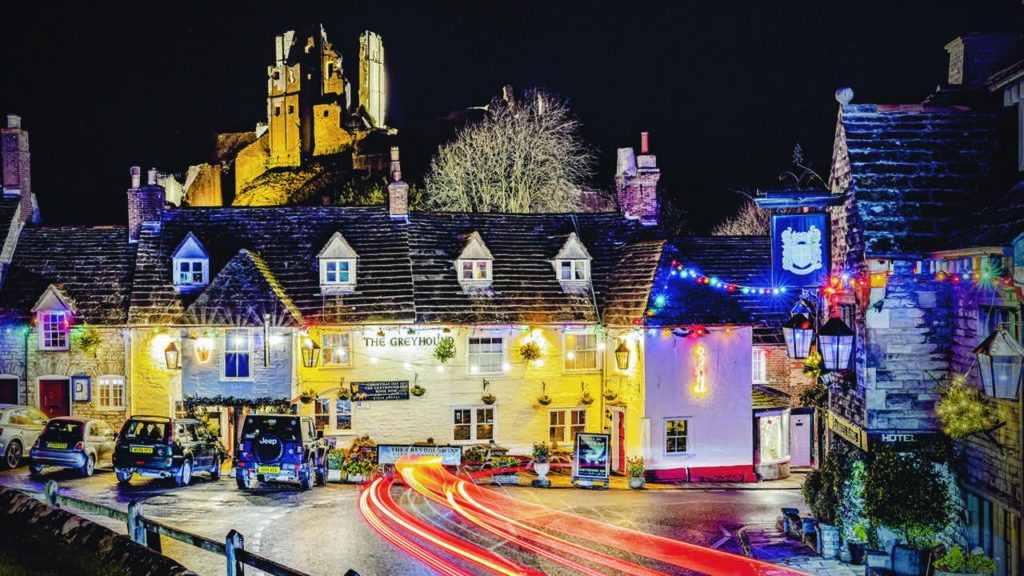 Corfe Castle Christmas Light 2024 – Corfe Castle