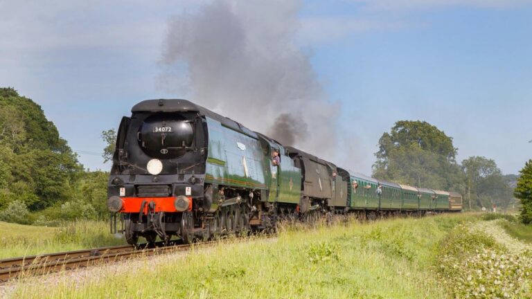 Swanage Railway Autumn Steam Gala 2025 – Corfe Castle